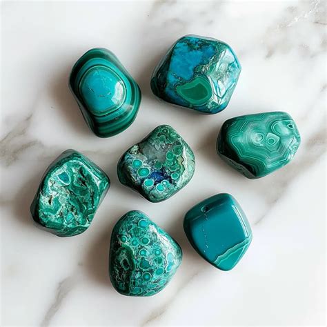 Malachite Meaning Properties Formation And Uses