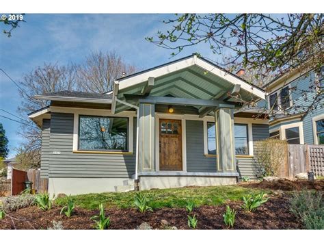 2425 Se Madison St Portland Or 97214 House Rental In Portland Or