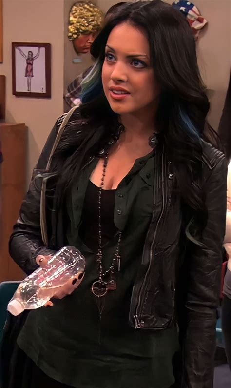Jade West Estilo Punk Elizabeth Gilies Looks Casuais Femininos