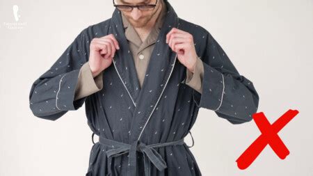 8 Things Men Should Never Wear To The Office Gentlemans Gazette