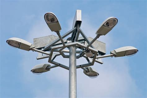 Мачтовое освещение: особенности выбора LED-светильника - Бизнес портал ...