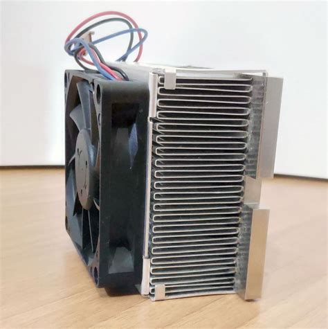 Dissipador De Calor De Alumínio Com Cooler 70mm Embutido Móvel P