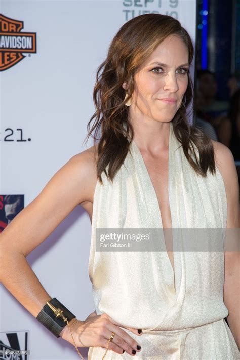 Actress Annabeth Gish Attends Fxs Sons Of Anarchy Premiere At Tcl