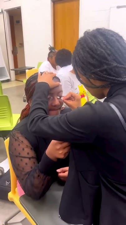 Teaching Basic Makeup Makeuptutorial Makeupartist Basicmakeuplook