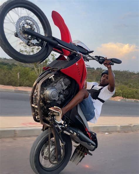 Cleiton Cleiton Varredeira • Instagram Photos And Videos