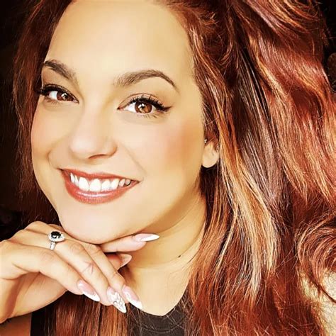 Becah Rye Fora Travel