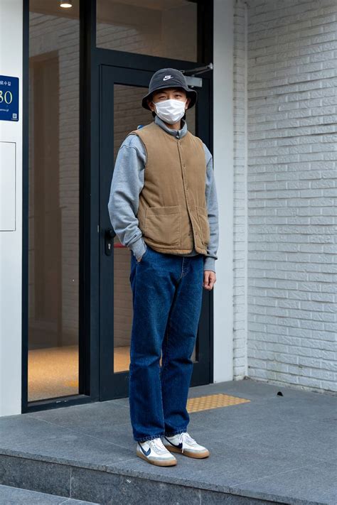 Nov 2021 Seoul Street Fashion Mens Style 2024 남성 스트리트 스타일 겨울 남성 스타일 스트리트 스타일