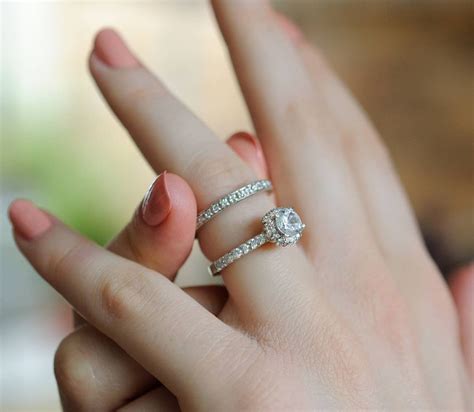 Como Usar Correctamente El Anillo De Matrimonio