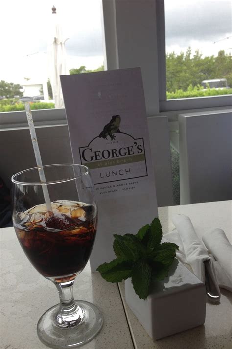 Bluemopheads Floral Styling With Frog Cubes Bluemopheads Floral Styling With Frog Cubes