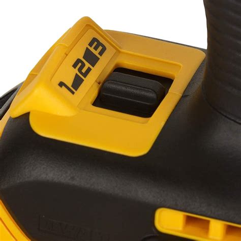 Dewalt DCF899P2-QW 18V/5.0Ah Şarjlı Kömürsüz Çift Bataryalı Somun Sıkma ...