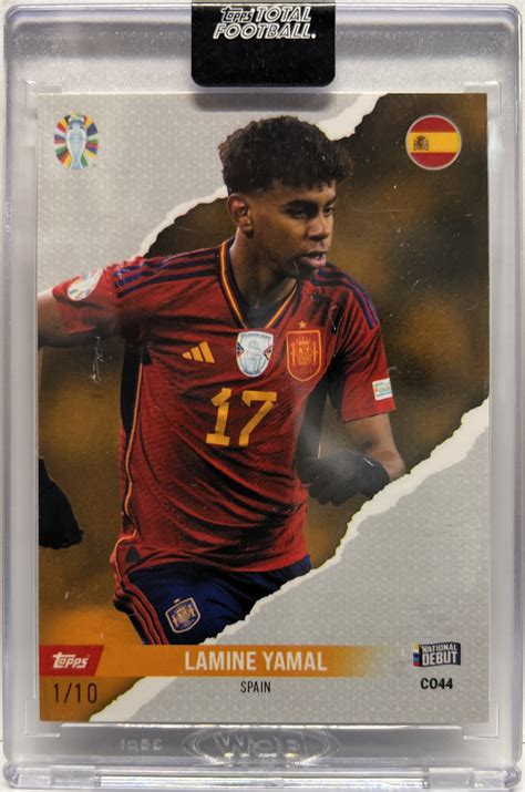 Lamine Yamal 1 10 National Debut Orange Topps Total Football Euro 2024