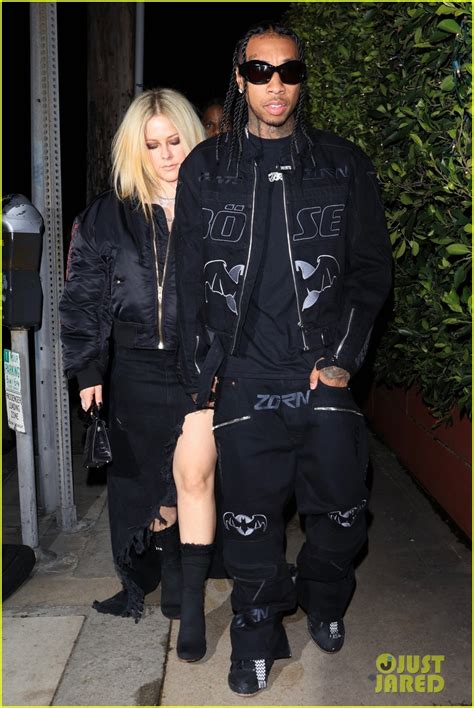 Avril Lavigne Tyga Enjoy An Apparent Date Night After Returning From Paris Fashion Week