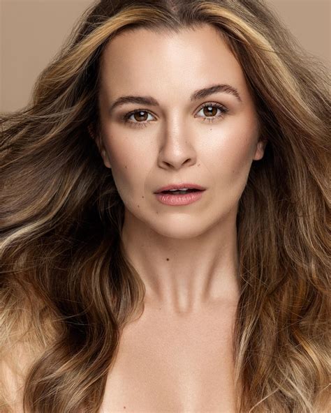 Moli Hall Molihall • Instagram Photos And Videos