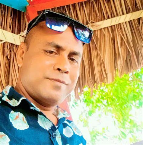 আমার আলামিন মাম নতুন বাড়ির কাজ ধরেছেন শুভ উদ্বোধন উপলক্ষে মিষ্টি খাওয়ালেন আমাকে সবাই আলামিন