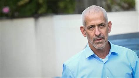 גלי העיתונאית העומדת יחד עם עיתונאי נוסף בלב הפרשה המביכה החדשה שנתפרה ״אלו ימים מפחידים