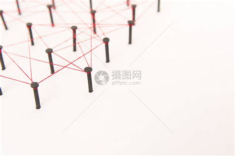链接实体社交媒体通信网络两个网络之间的连接黑钉和红丝连在一起的高清图片下载 正版图片504009811 摄图网