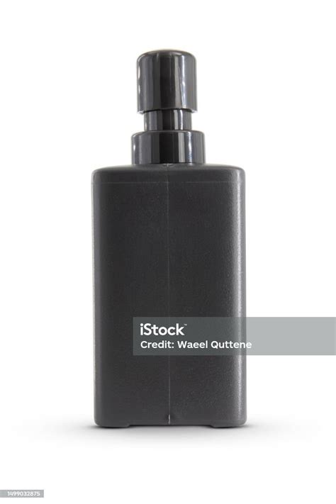 흰색 배경에 분리된 디스펜서가 있는 검은색 화장품 플라스틱 병 0명에 대한 스톡 사진 및 기타 이미지 0명 3차원 형태 건강관리와 의술 Istock