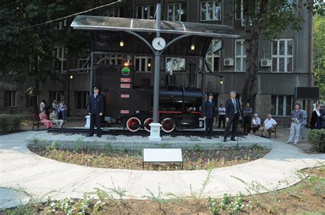 Vratila Se Baba Milka Društvo Južne Vesti