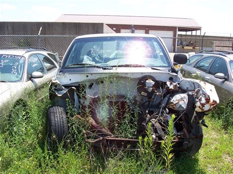 Ibid 1998 Dodge 1500 Pick Up Truck Wrecked Salvage Title