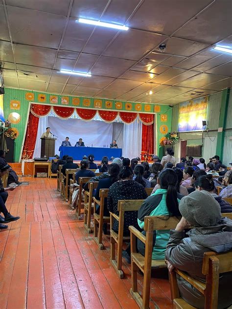 УИХ ын гишүүн Ц Цэрэнпунцаг ард иргэд хөдөлмөрчтэй уулзлаа