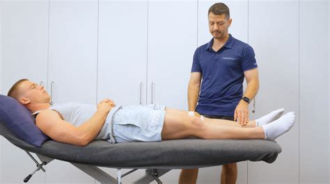 Patella Realignment Taping Lateral Shift And Rotation Correction Golevita