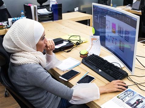 For Young Female Coders Internship Interviews Can Be Toxic