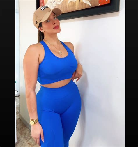 Melissa Puentes 🫶🏻 Instagram