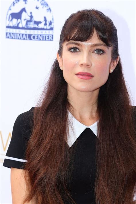 Natasha Esca Hawtcelebs