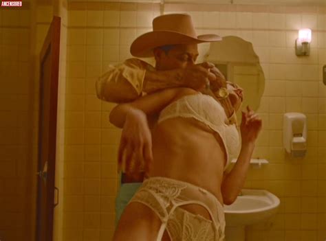 Libby Mintz Nude Pics Page 1