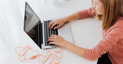 How Cyberbullying Affects Your Teens Academic Performance Psychology