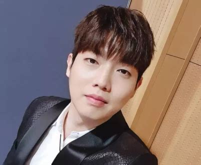 트로트 가수 손태진 프로필 가족 집안 결혼 형 아버지 엄마 직업 부모 부모님 투데이뉴스포유