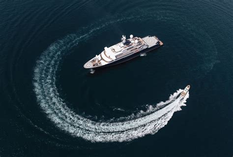 Octopus Yacht Photos Legendary Motor Yacht Octopus Heading To