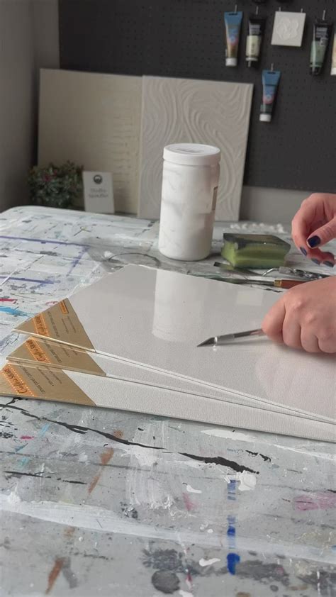 Create Texture Using A Sponge Art Tutorial