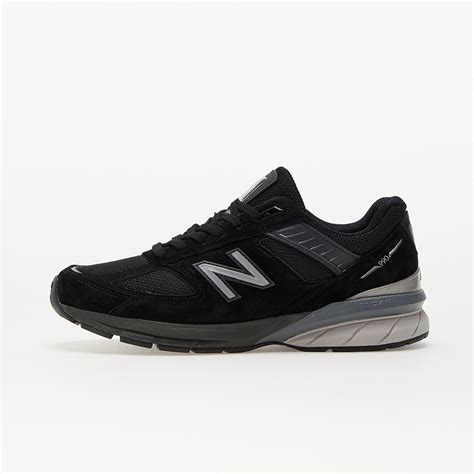 New Balance 990 V5