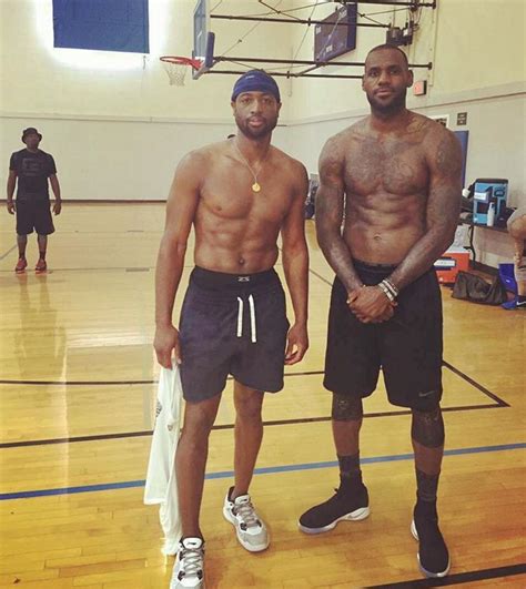 Best Shirtless Selfies Of 2016 Sitename Essence