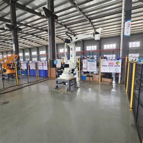 Economical Six Axis Industrial Robot Loading And Unloading Robotic Arm