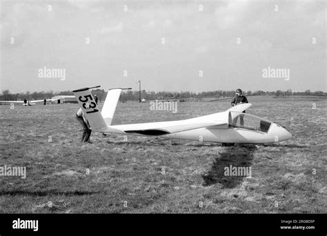 Swales Sd3 15v 531 All Metal Medium Performance Low Cost Single Seat Sailplane With V Tail