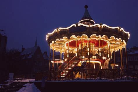 100 Carouse Pictures