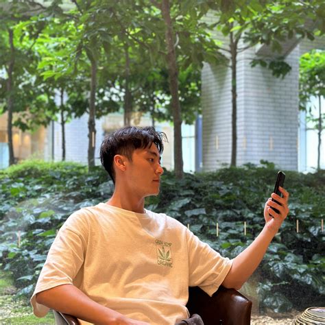 少說話，多做事，讓愛傳遞下去 ️ 顏士豪 Facebook
