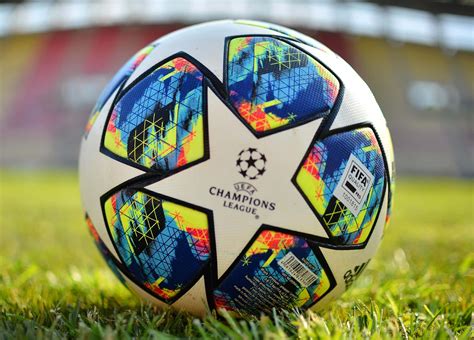1200 Soccer Ball Backgrounds