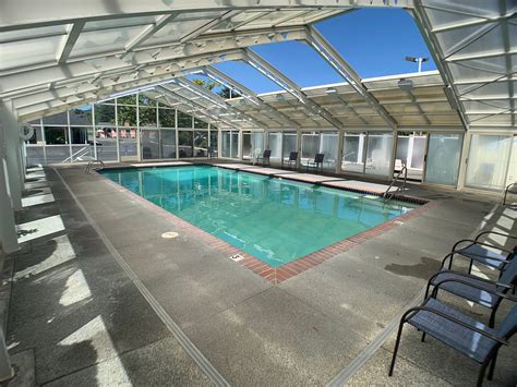 Brookings Inn Pool Pictures And Reviews Tripadvisor