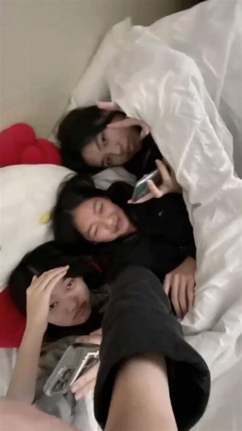Cute Girls Friends In Korea Artofit