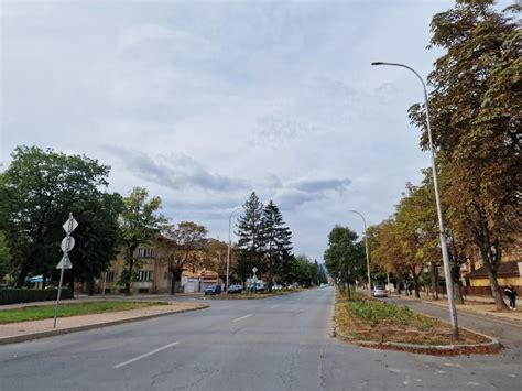 Казанлък инфо Започва подмяна на стълбовете за улично осветление в