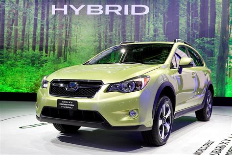 Subaru Xv Crosstrek Hybrid Is Green In The Big Apple Autoevolution