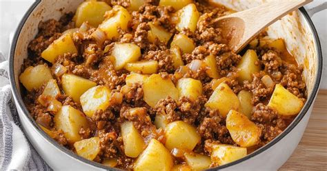 Este Es El Ingrediente Secreto De Los Chefs Para Que La Carne Molida Con Papas Quede Con Una