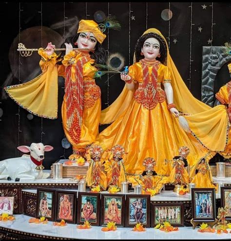 Pin By Vivek Joshi On Vivek Hare Krishna Radha Krishna Photo Krishna Photos Aurora Sleeping