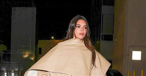 Ta Trend Na Katerega Prisegata Kate Middlleton In Kendall Jenner Vas Bo To Zimo Grel Na
