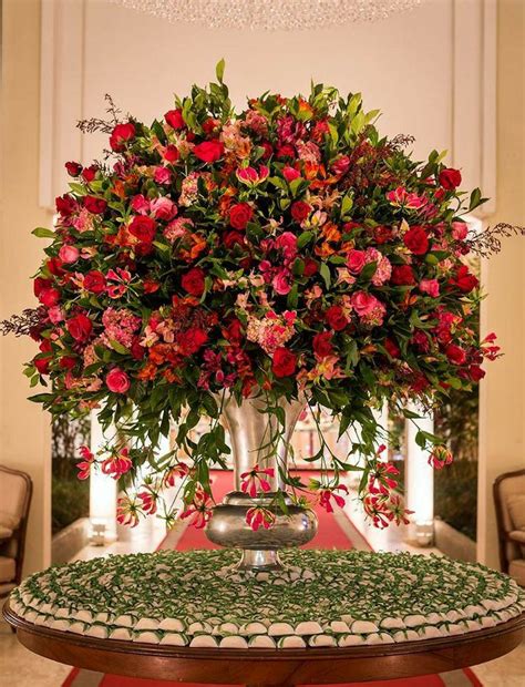 Início Large Flower Arrangements Church Flower Arrangements Floral