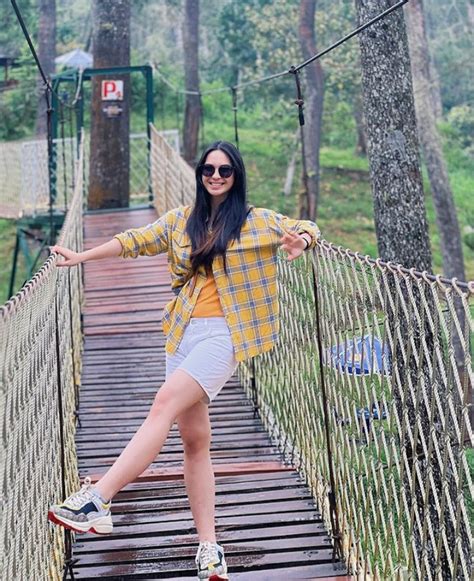 Sarah Beatrix Seleb Tiktok Inspiratif Dari Tanah Papua Tafenpah Com