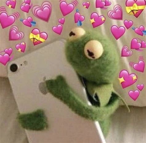 25 Love Heart Reaction Meme